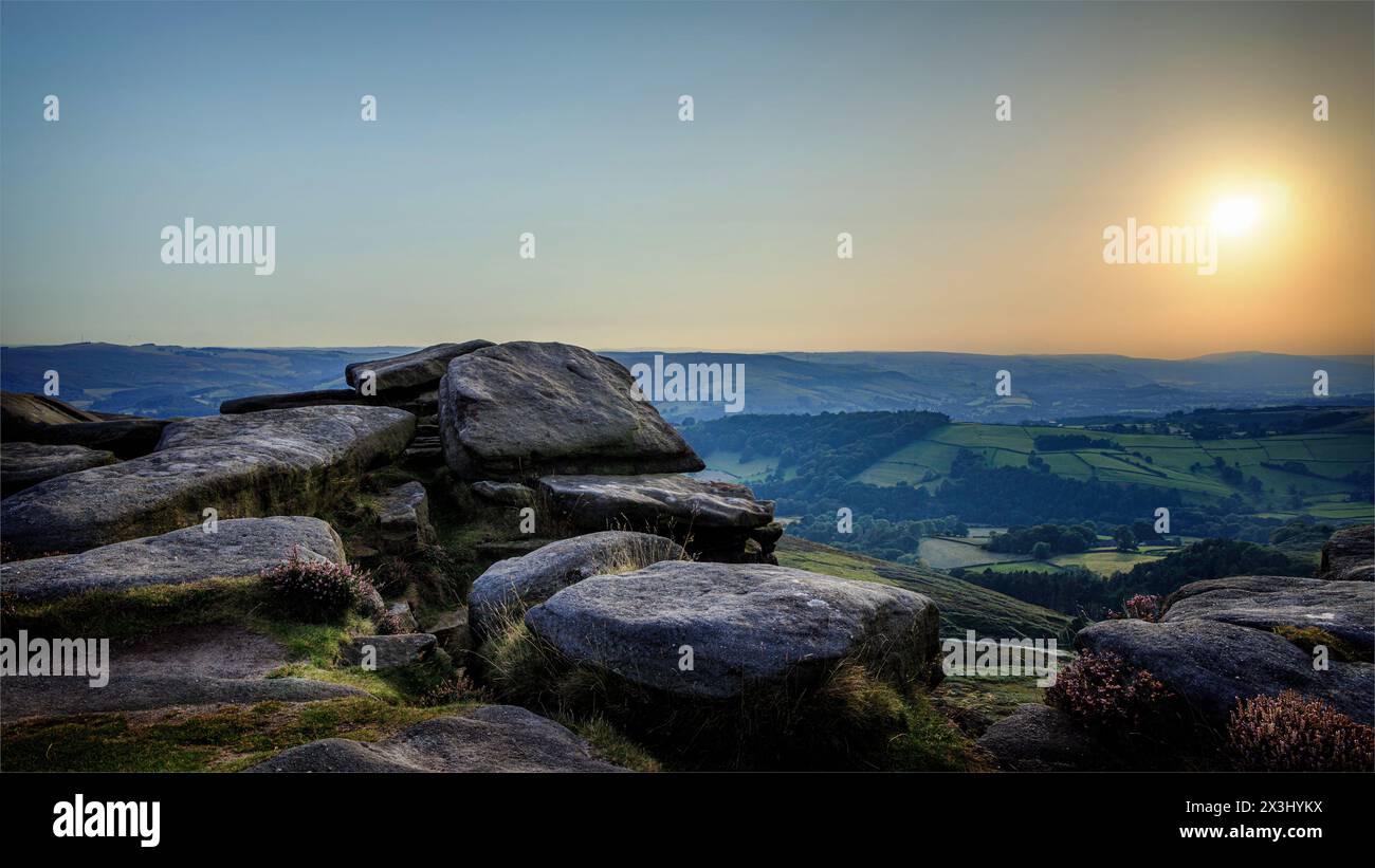 Stanage Edge at Sunset, Peak District Stock Photo - Alamy