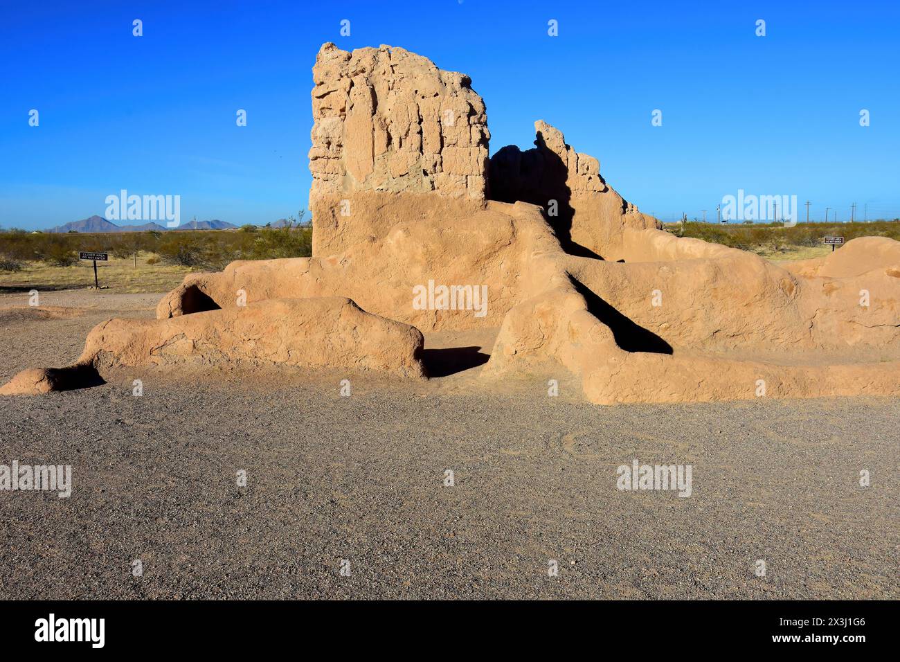 Ancient Casa Grande Ruins National Monument of the Pre-columbian ...
