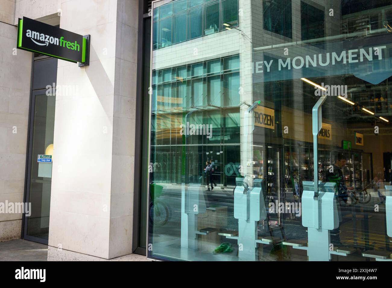 Amazon Fresh store on Gracechurch Street, London Stock Photo - Alamy