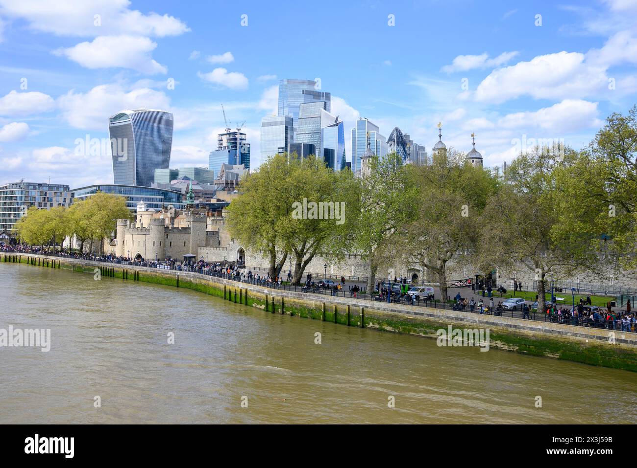 North bank of the River Thames, Tower of London and City of London ...