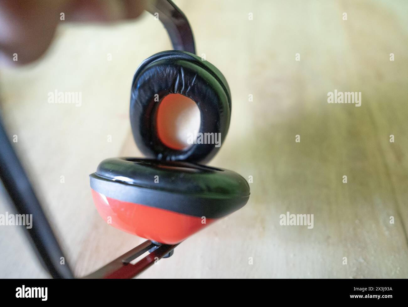 Hearing protection and factory workers hi-res stock photography and ...