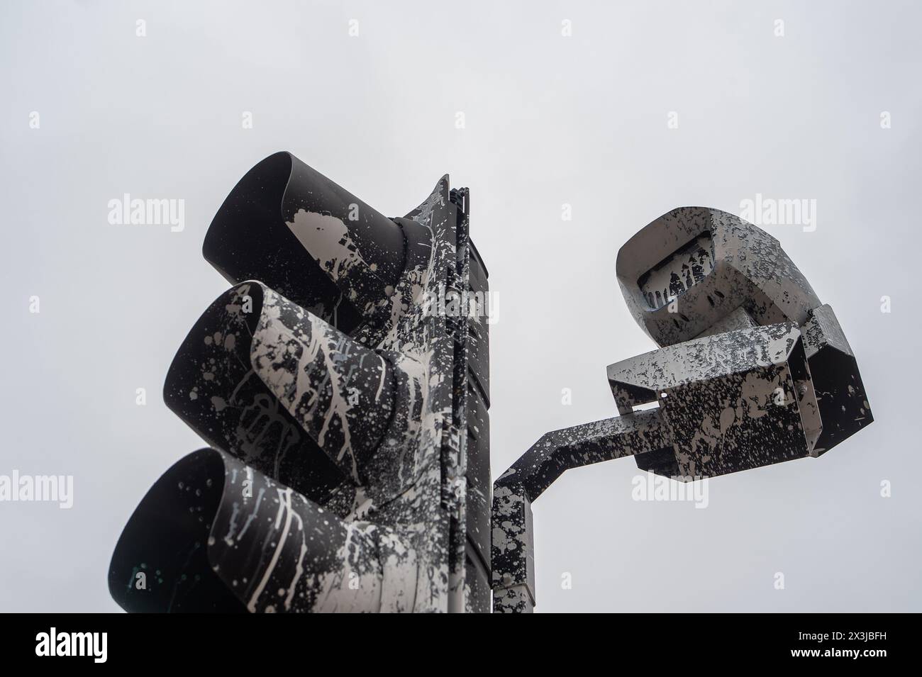 Ulez damage to cameras hi-res stock photography and images - Alamy