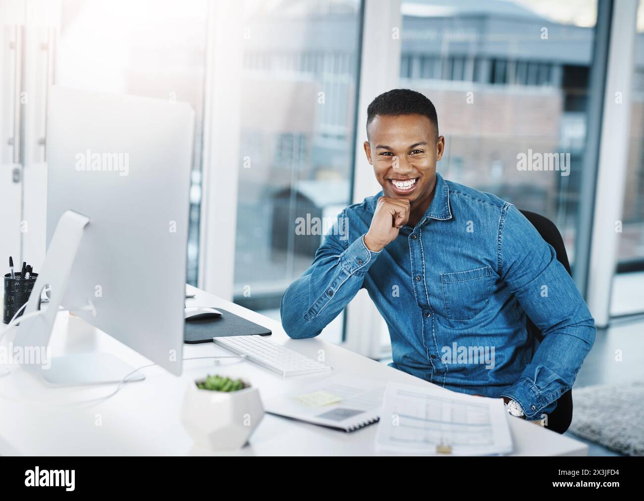 Man designing interior computer hi-res stock photography and images - Alamy