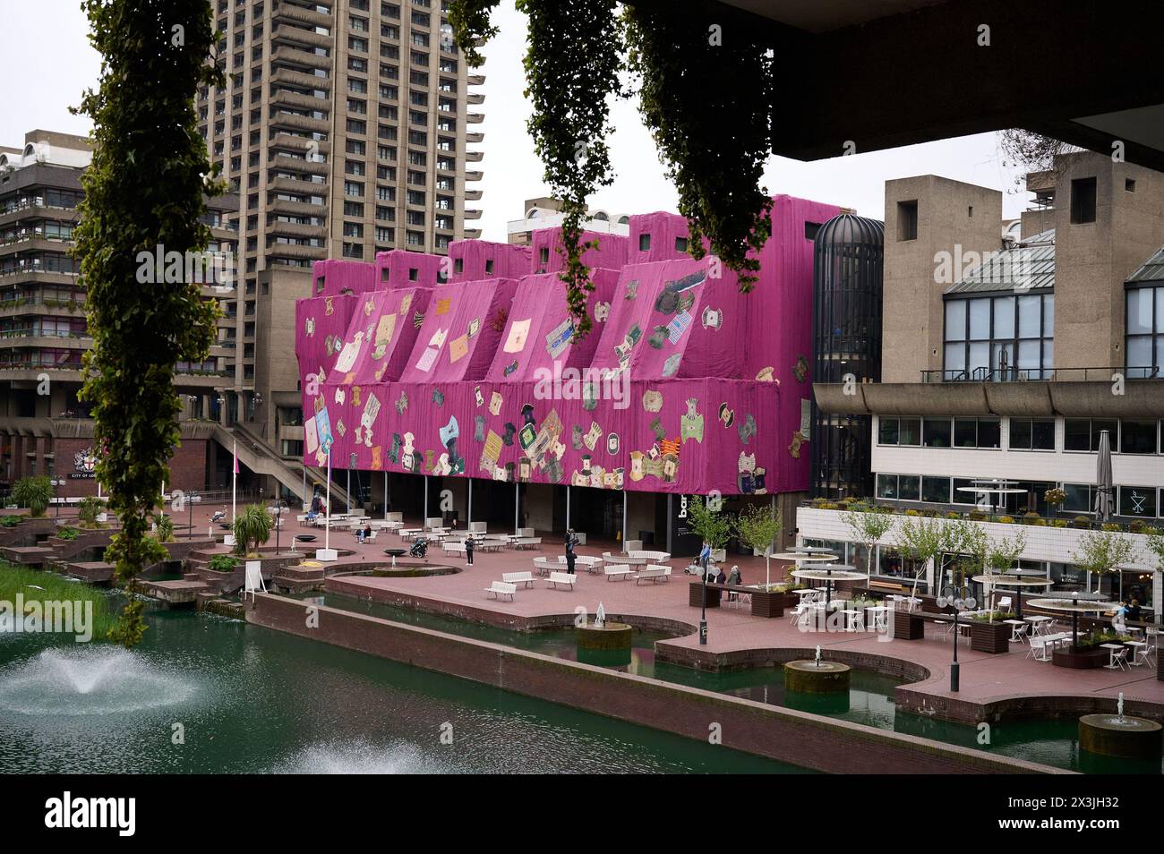 Ibrahim Mahama textile fabric art exhibition installation 'Purple ...