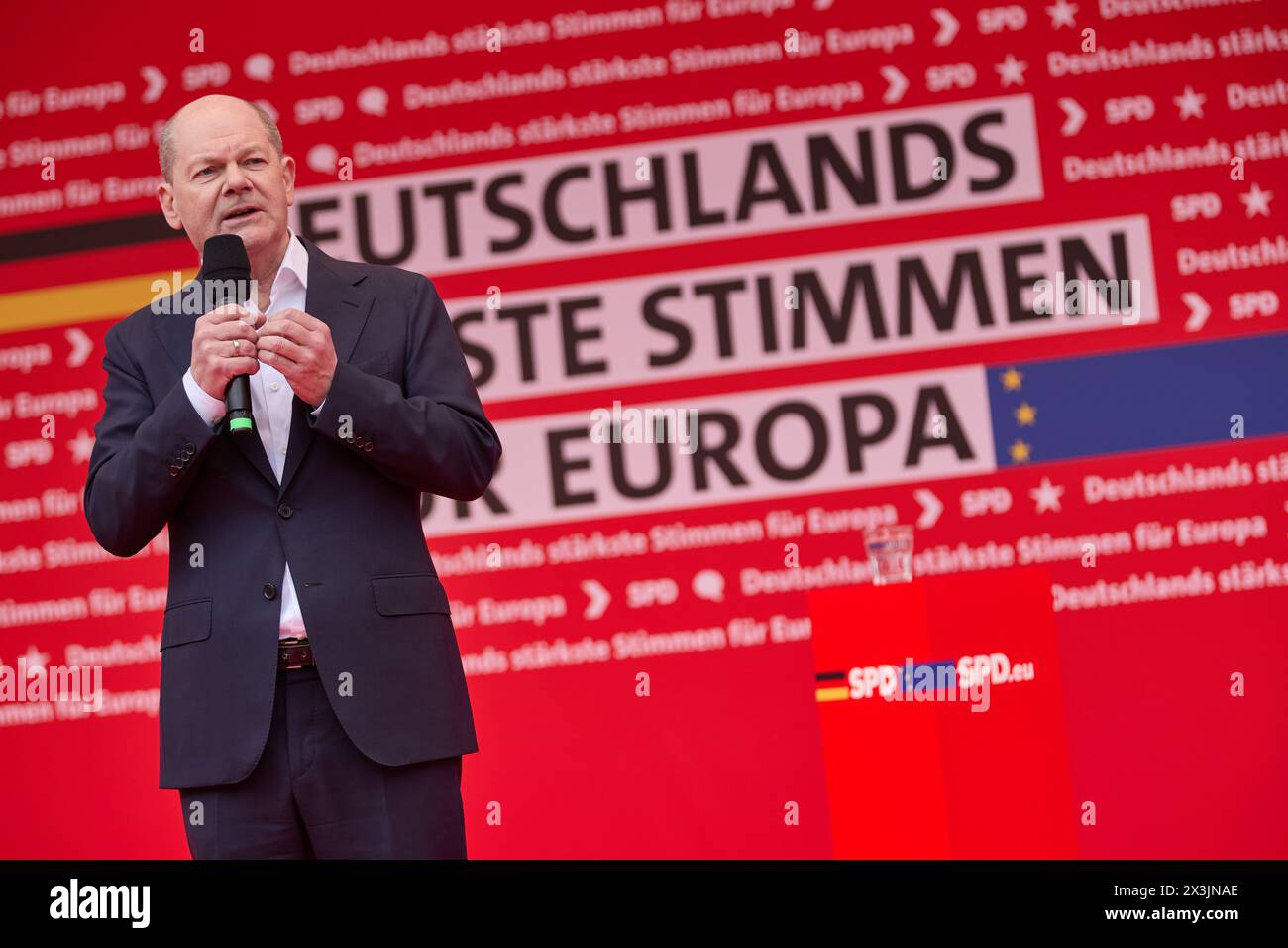 Hamburg, Germany. 27th Apr, 2024. Olaf Scholz (SPD), Federal Chancellor ...