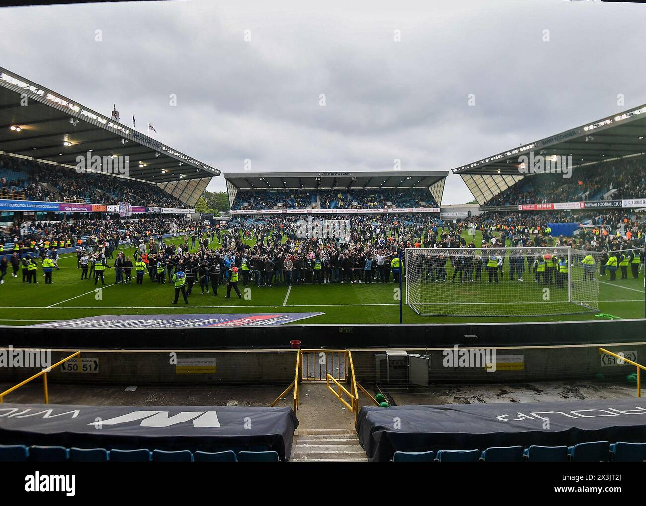 Millwall fans pitch invasion at full time during the Sky Bet ...