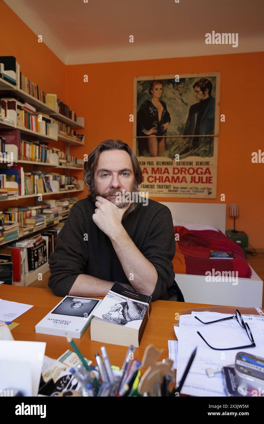 Portrait of Marco Rossari at his place 22/12/2023 ©Isabella De ...