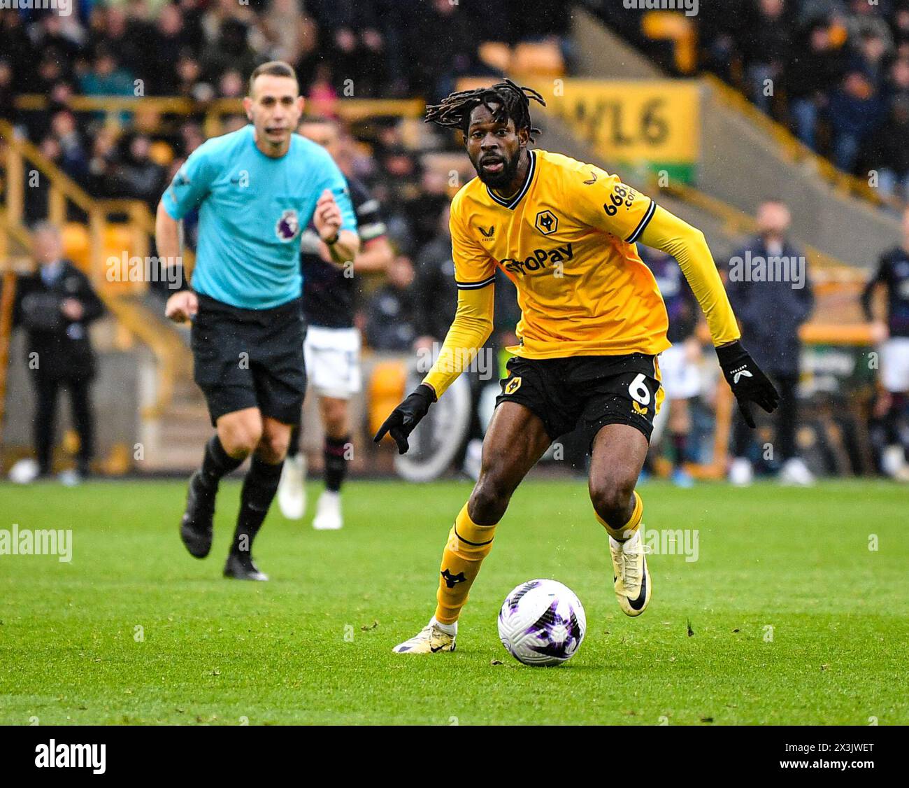 27th April 2024; Molineux Stadium, Wolverhampton, West Midlands ...