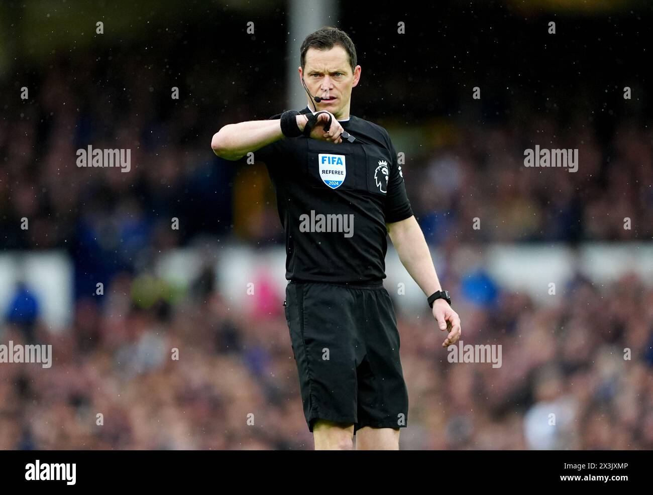 Referee Darren England during the Premier League match at Goodison Park ...