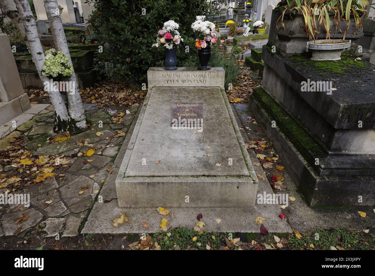 Paris, France, November 11, 2023. The grave of the Italian-born French ...