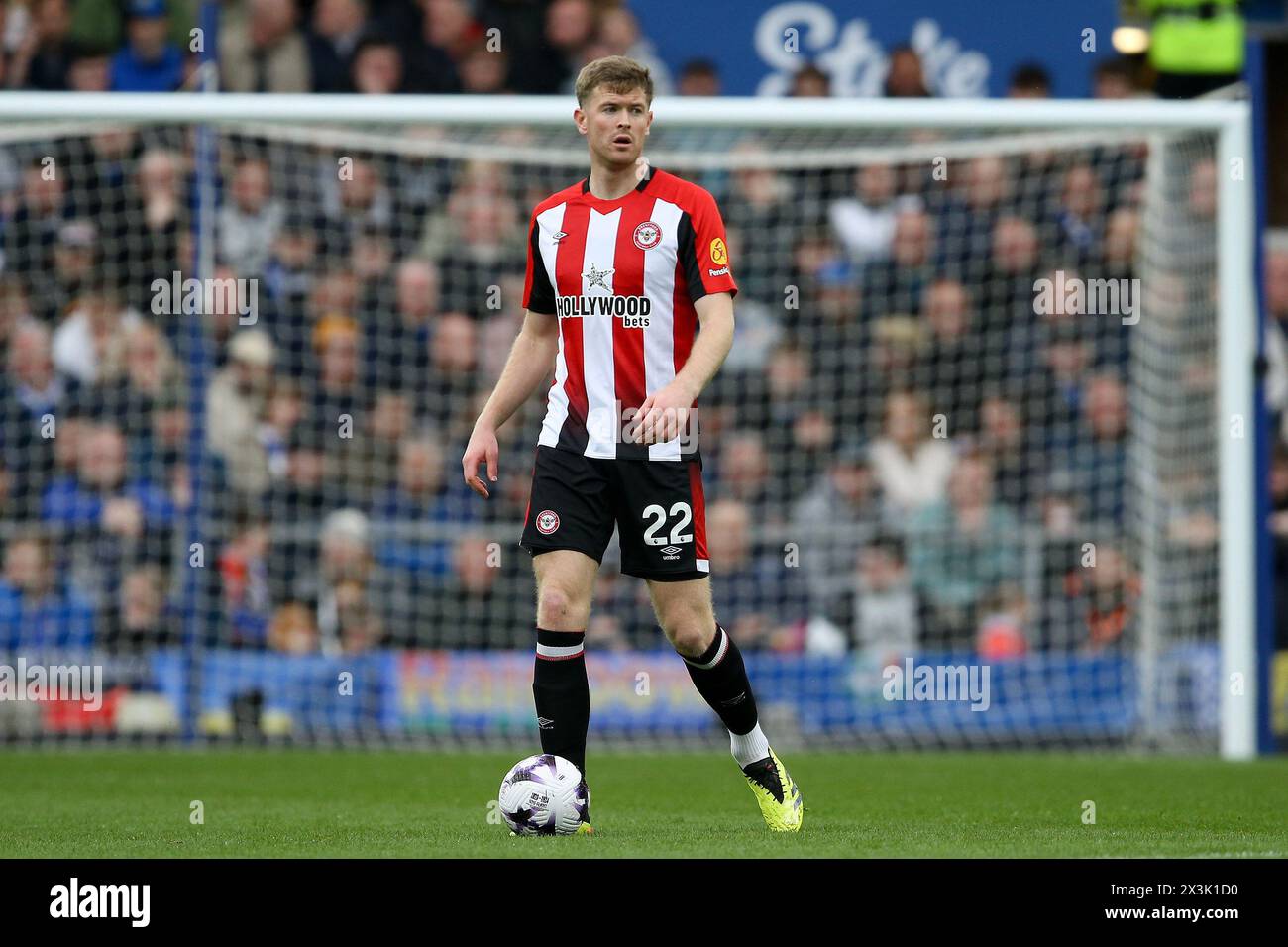 Nathan collins brentford hi-res stock photography and images - Alamy