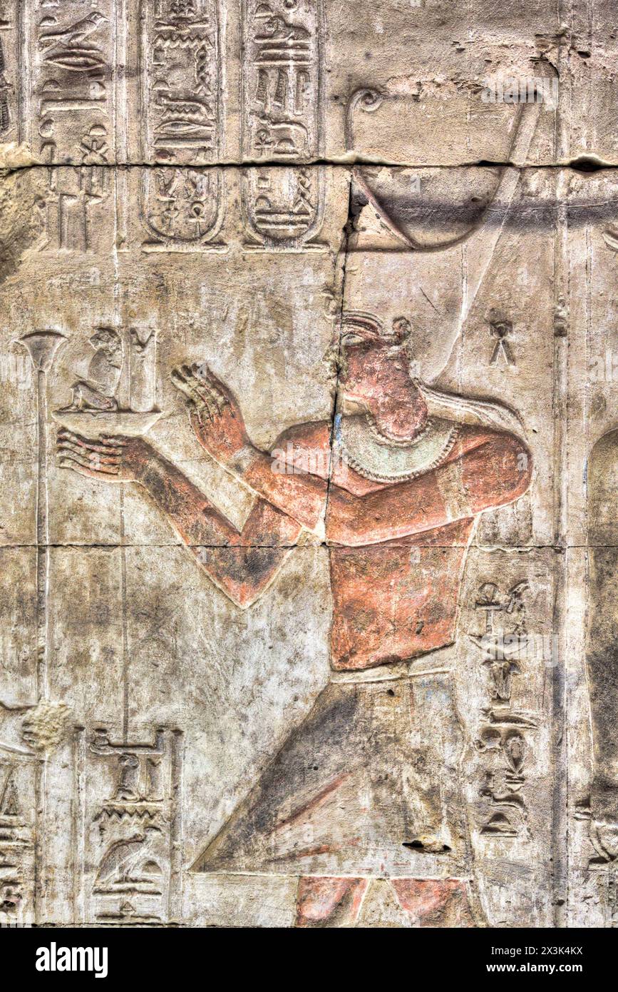 Relief of Pharaoh, Temple of Osiris and Opet, Karnak Temple Complex ...