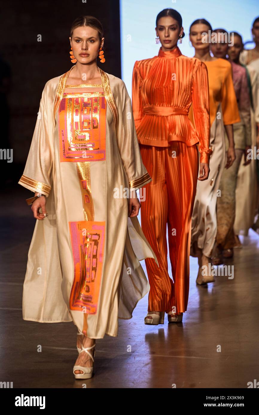 Nigerian models hi-res stock photography and images - Alamy