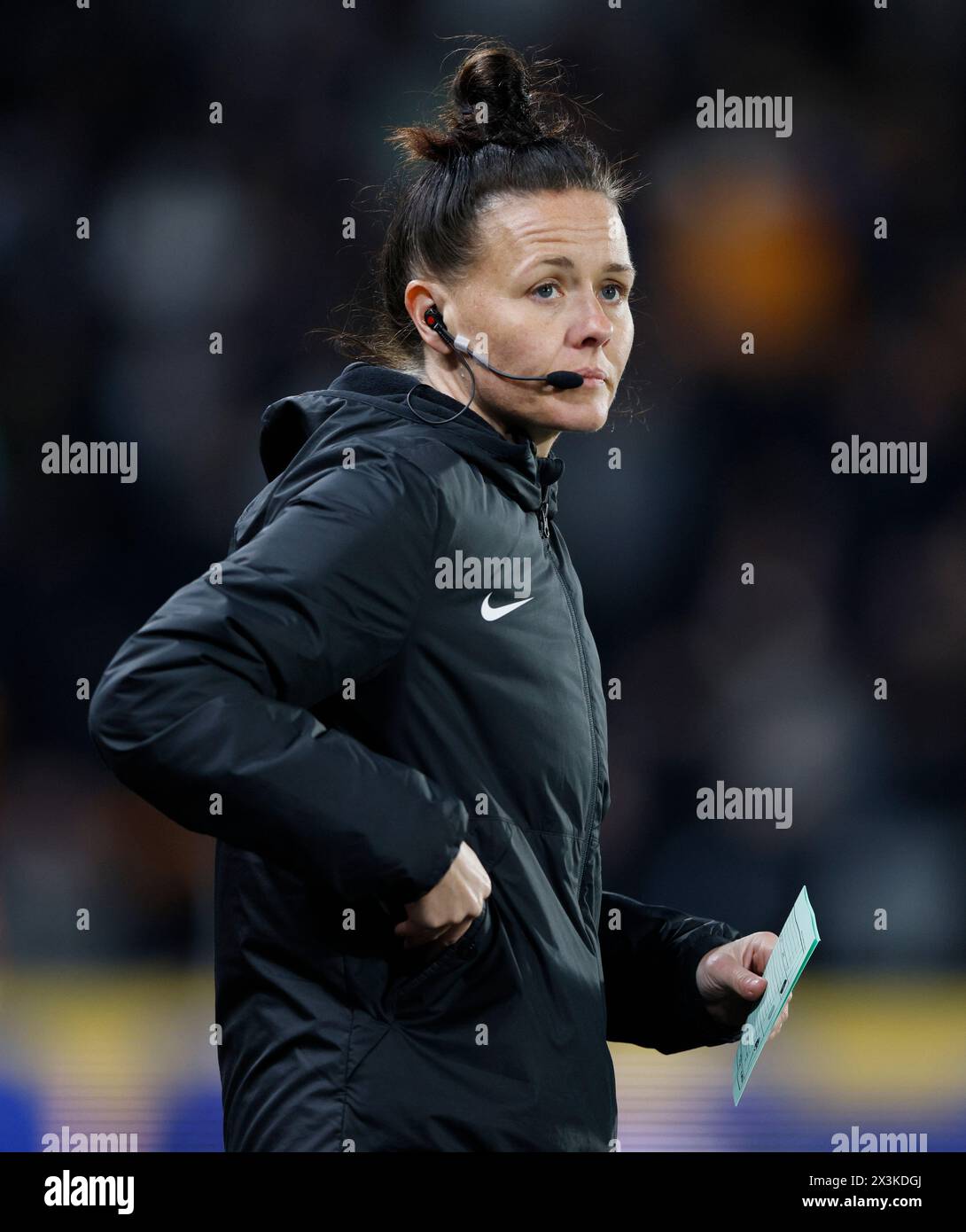 Fourth official Rebecca Welch during the Sky Bet Championship match at ...