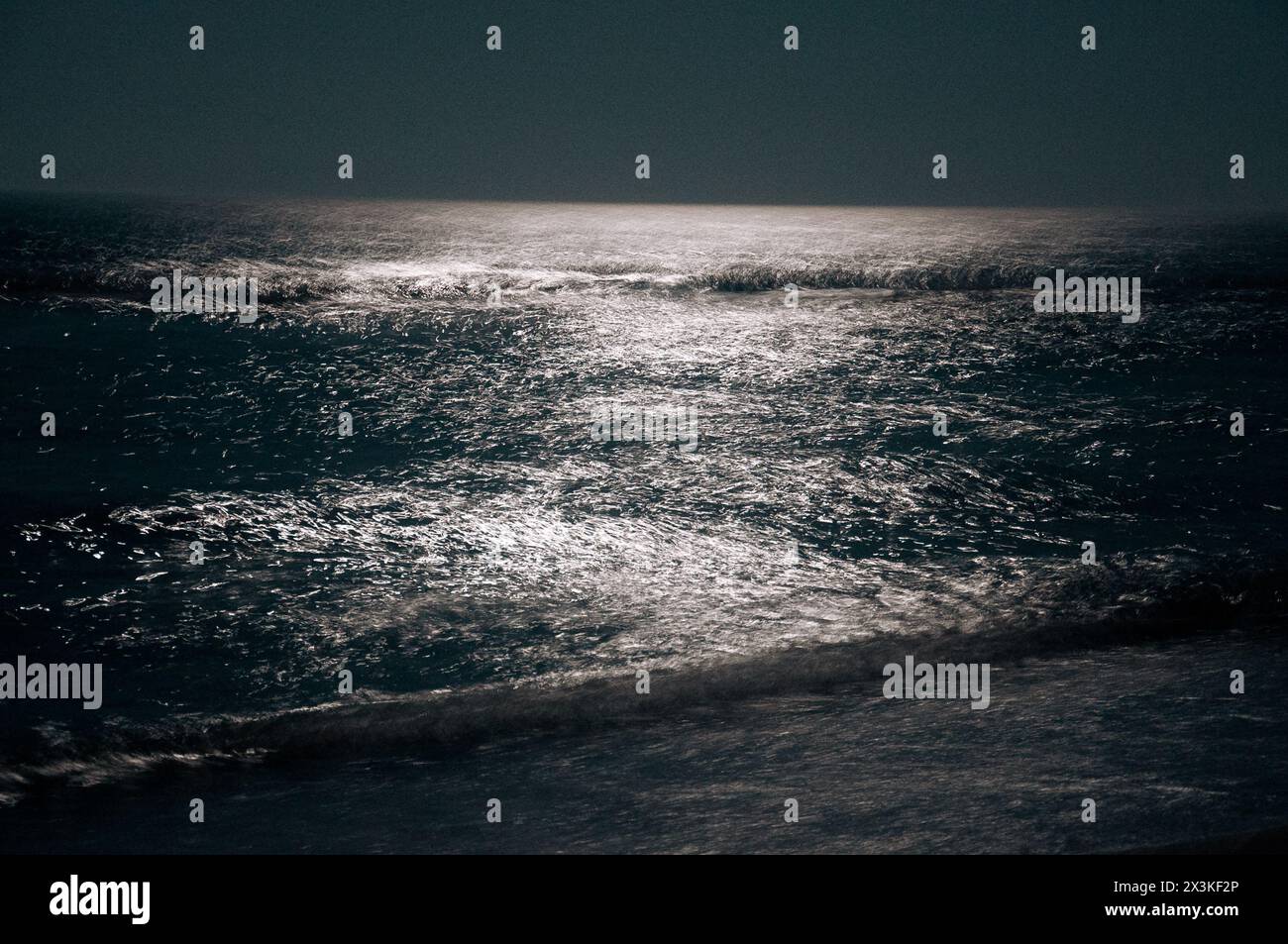 Moon path on water hi-res stock photography and images - Alamy