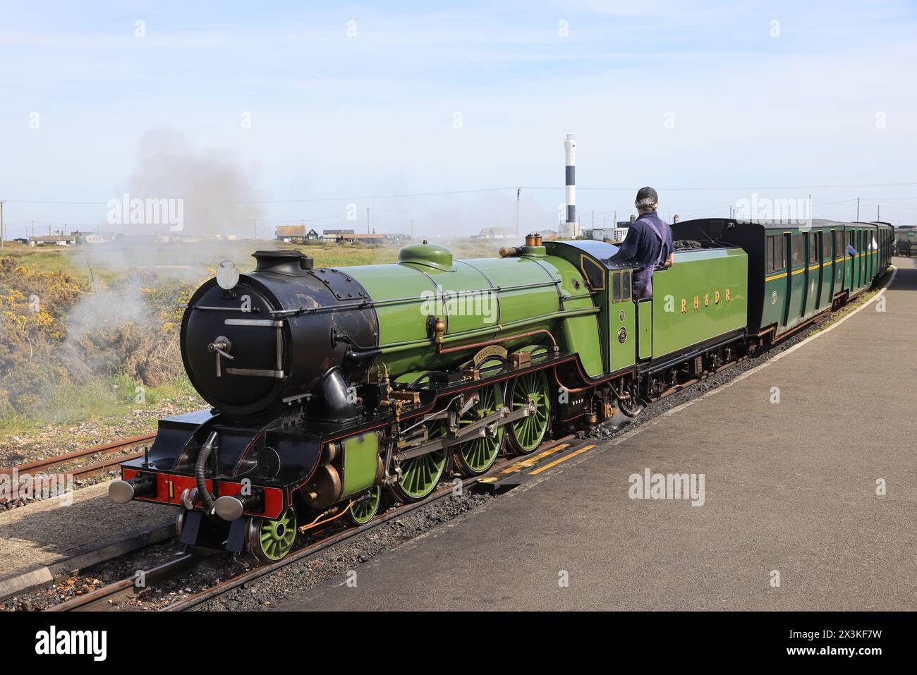 Romney hythe and dymchurch miniature railway hi-res stock photography ...