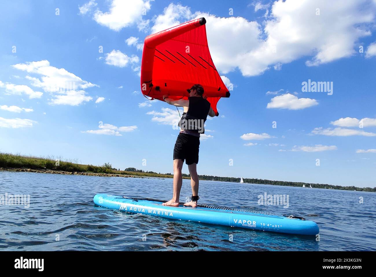 Wing surfen hi-res stock photography and images - Alamy