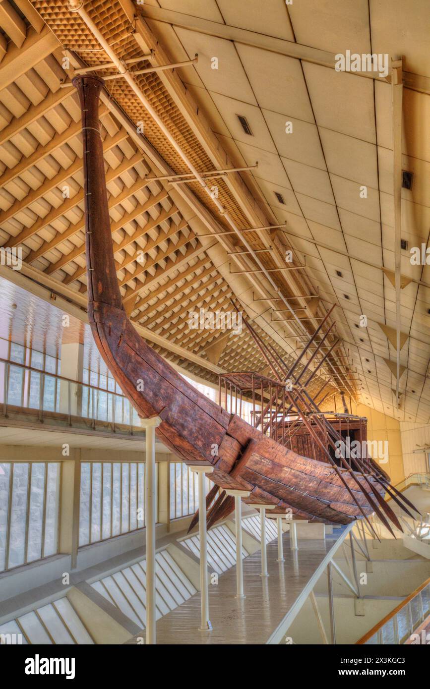 The Khufu Ship, Giza Solar Boat Museum, Great Pyramids of Giza, UNESCO ...