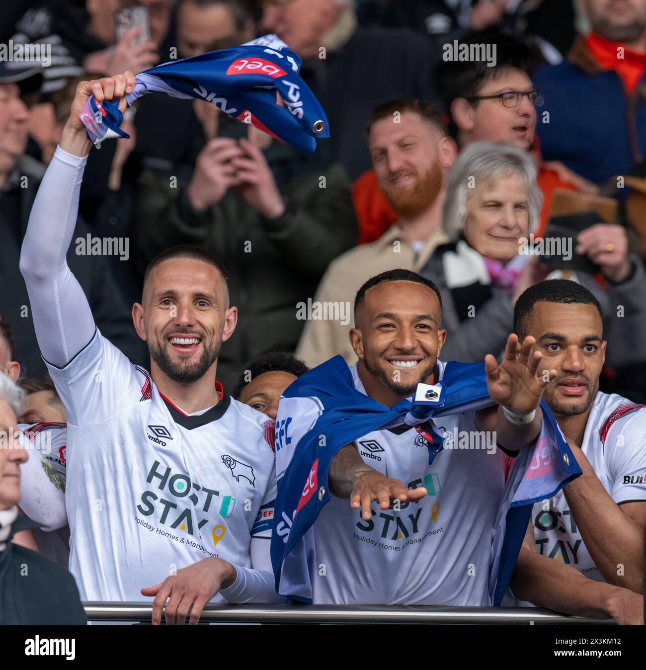 Derby, UK. 27th Apr, 2024. Derby County players celebrate winning the ...