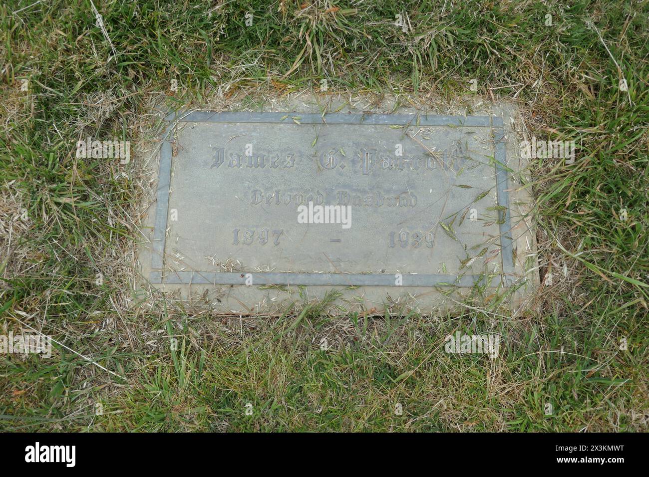 Glendale, California, USA 26th April 2024 Director/Screenwriter/Actor James Parrott Grave in ...