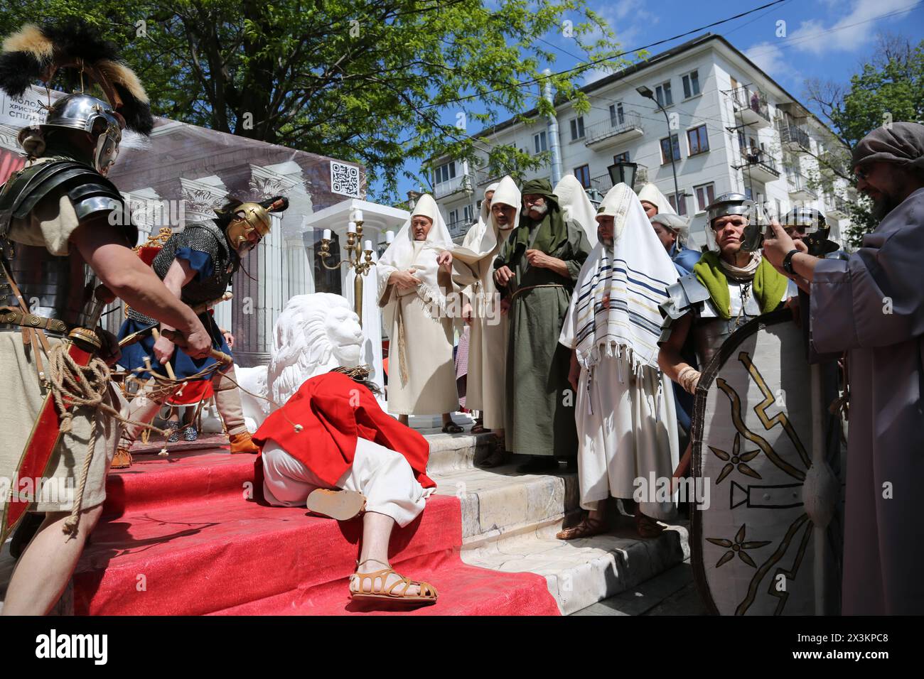 Prim soldiers hi-res stock photography and images - Alamy