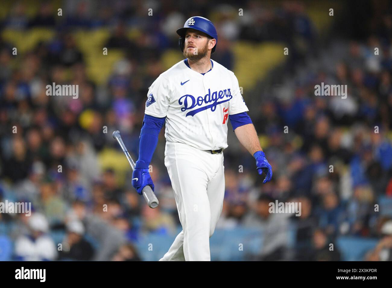 LOS ANGELES, CA - APRIL 19: Los Angeles Dodgers third baseman Max Muncy ...