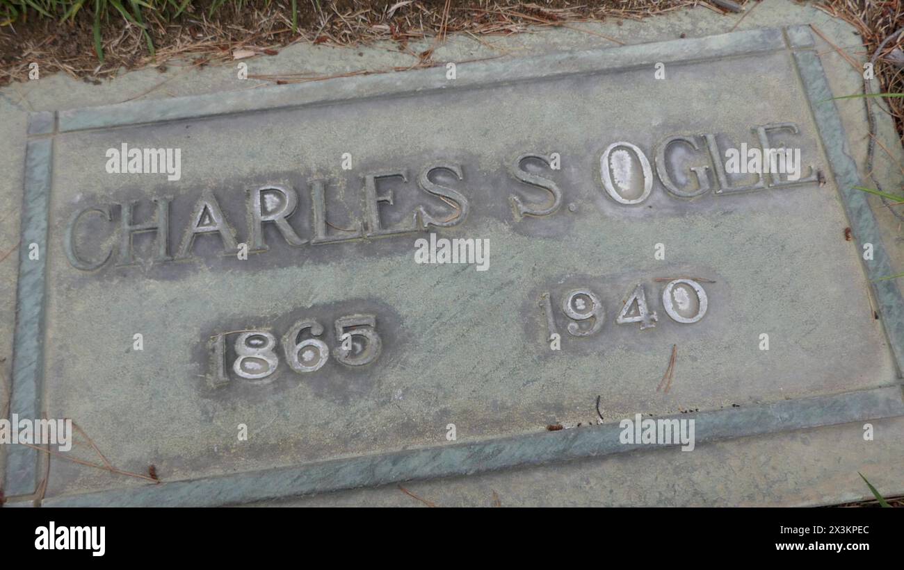 Glendale, California, USA 26th April 2024 Actor Charles Ogle Grave in ...