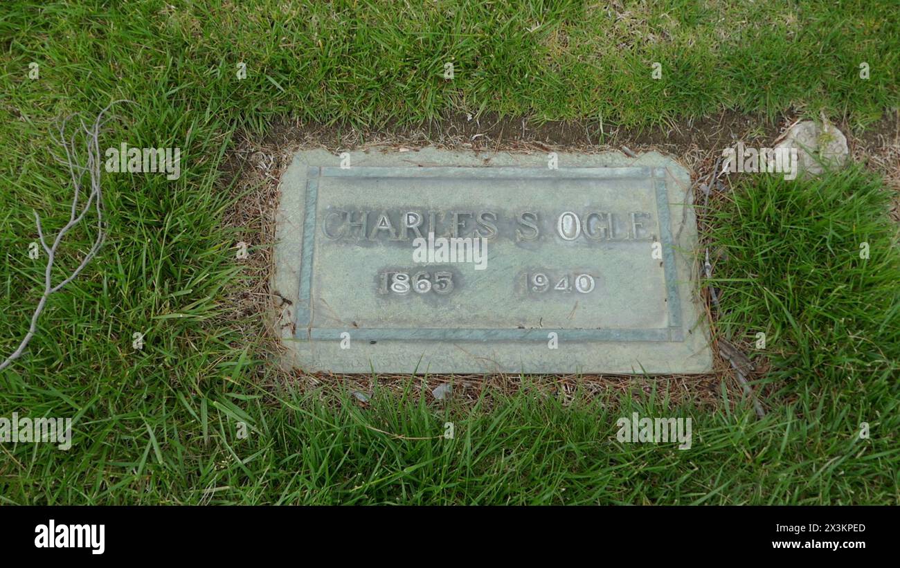 Glendale, California, USA 26th April 2024 Actor Charles Ogle Grave in ...