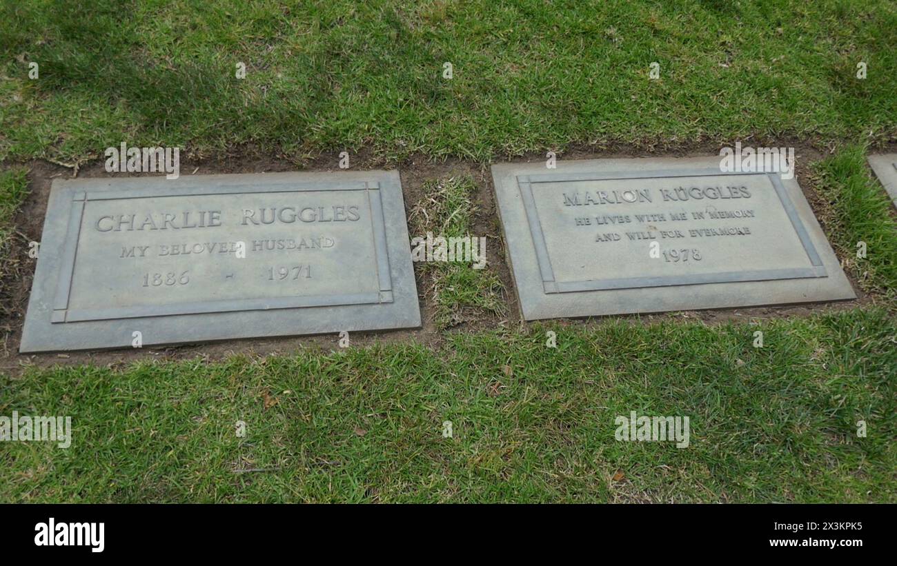 Glendale, California, USA 26th April 2024 Actor Charlie Ruggles Grave ...