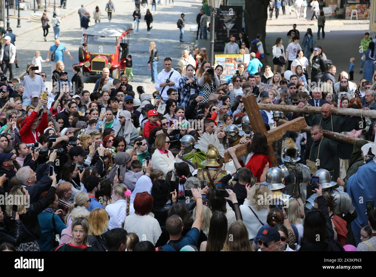 Odessa, Ukraine. 27th Apr, 2024. An actor acting as Jesus Christ ...