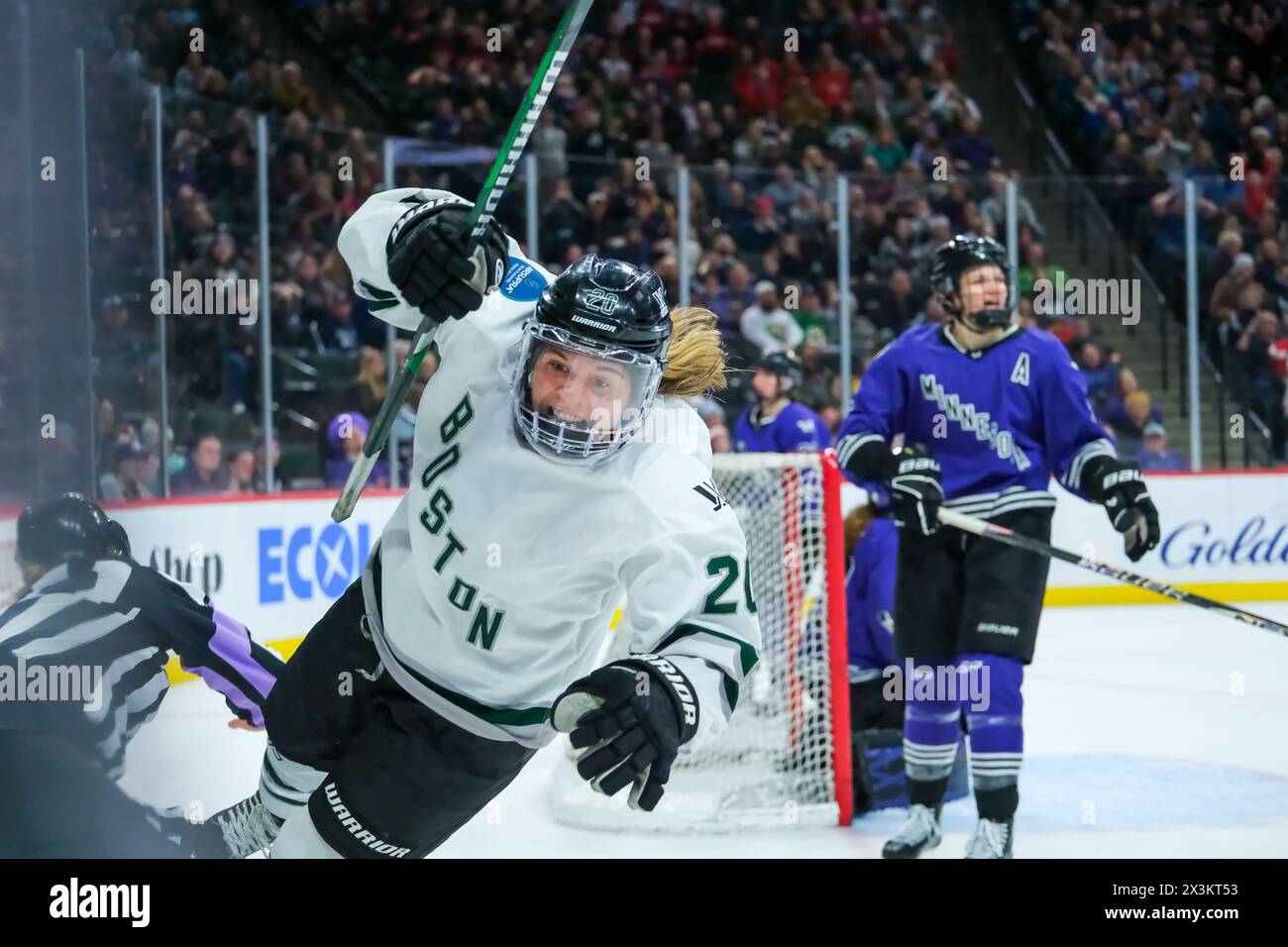 St. Paul, Minnesota, USA. 27th Apr, 2024. Boston forward HANNAH BRANDT ...