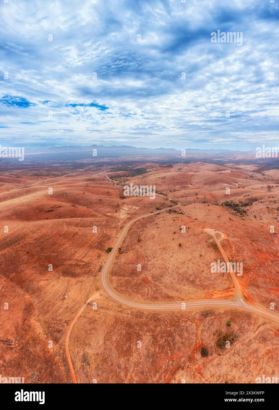 Hucks lookout on Flinders Ranges way towards Wilpena Pound in South ...