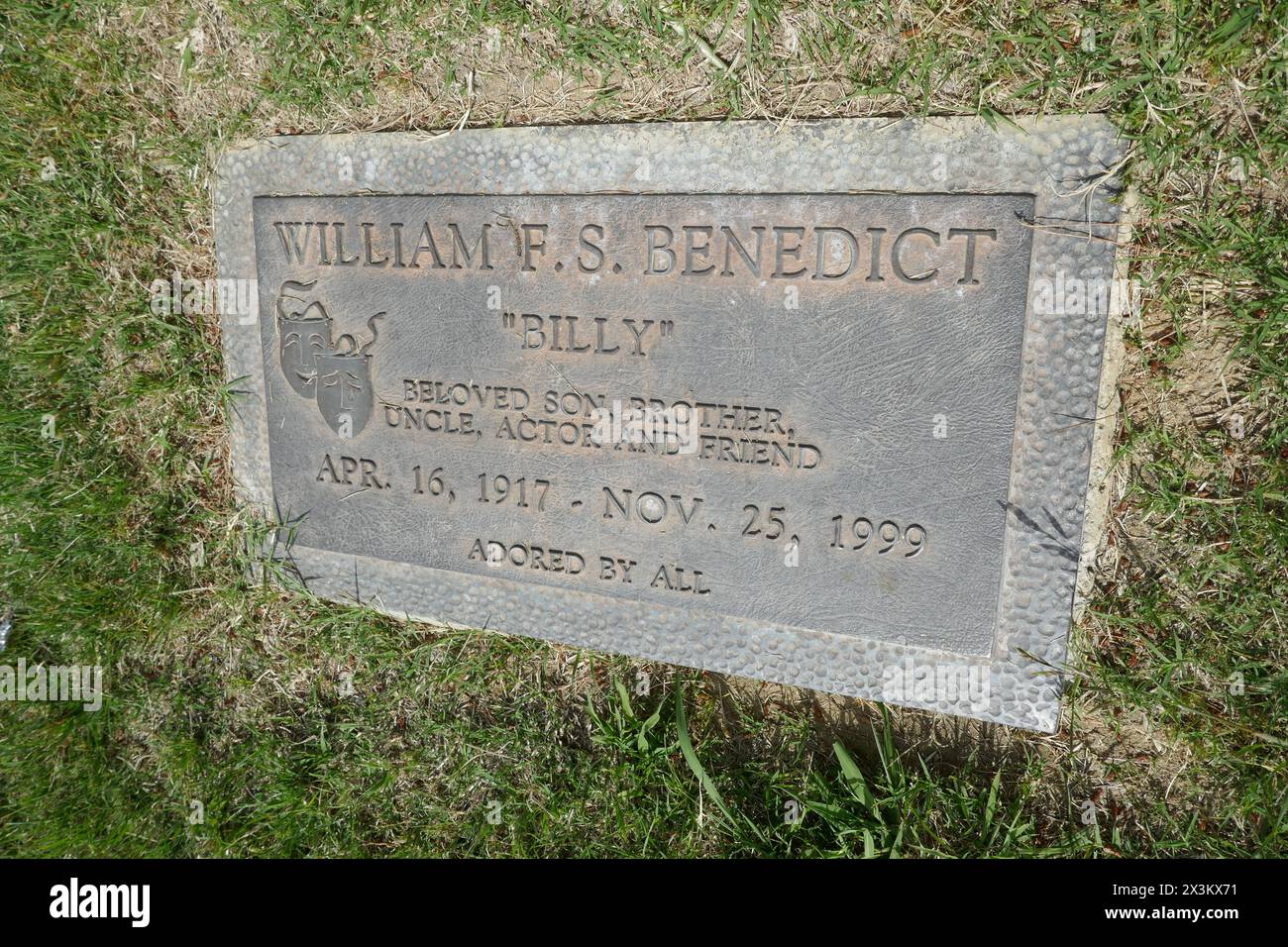 Glendale, California, USA 26th April 2024 Actor Billy Benedict Grave in ...