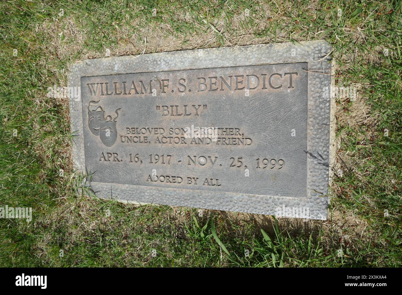 Glendale, California, USA 26th April 2024 Actor Billy Benedict Grave in ...