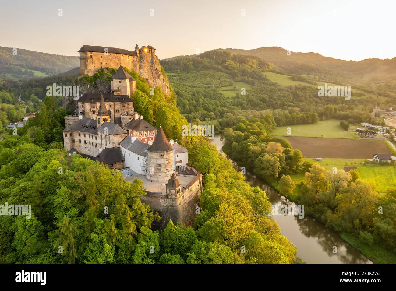 Oravsky hrad orava river hi-res stock photography and images - Alamy