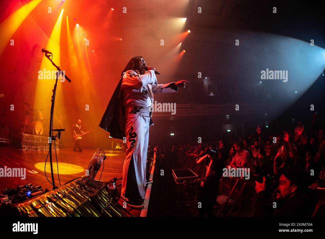Elvana elvis fronted nirvana hi-res stock photography and images - Alamy