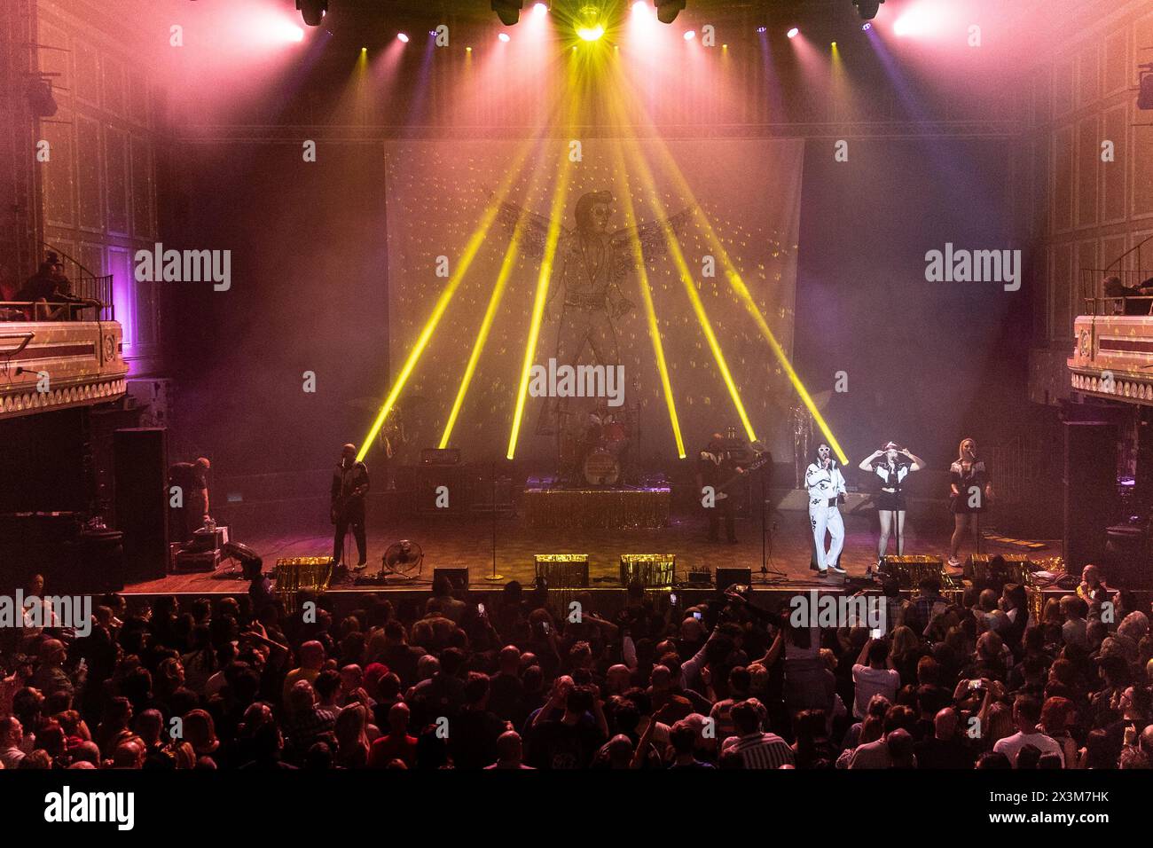 Elvana elvis fronted nirvana hi-res stock photography and images - Alamy
