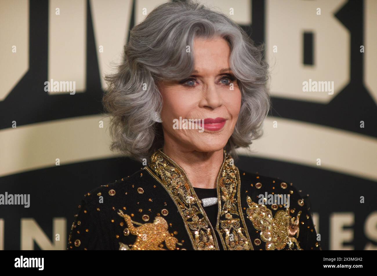 Jane Fonda arrives at the 22nd annual Lo Maximo Gala on Saturday, April ...