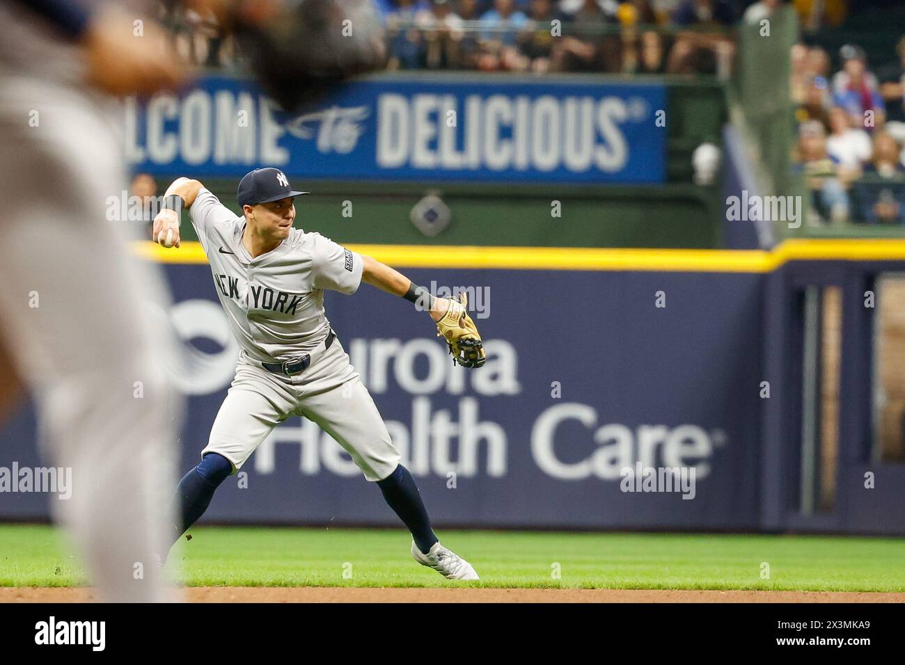 Milwaukee, WI, USA. 27th Apr, 2024. New York Yankees shortstop Anthony ...