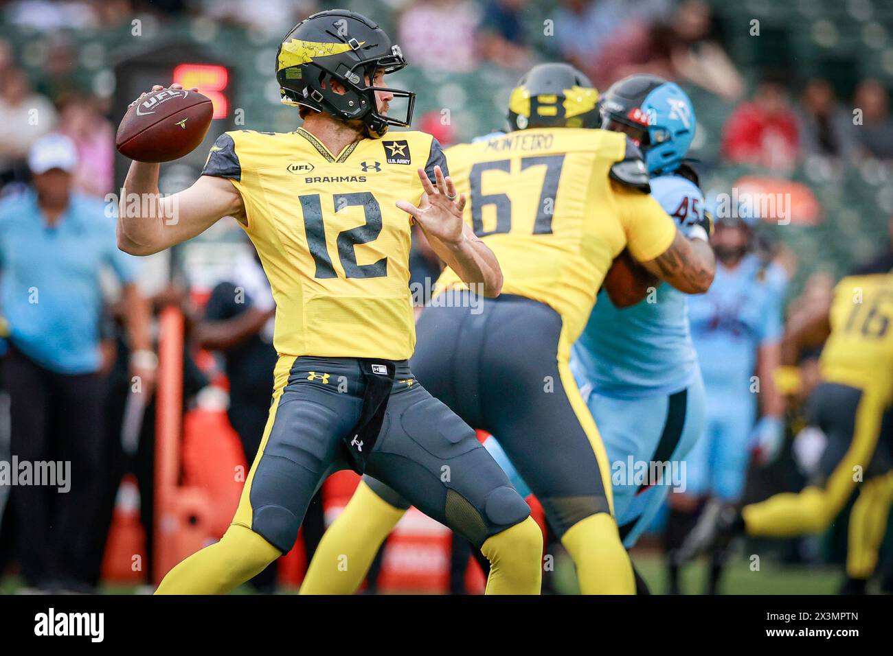 Arlington, Texas, USA. 27th Apr, 2024. San Antonio Brahmas quarterback ...