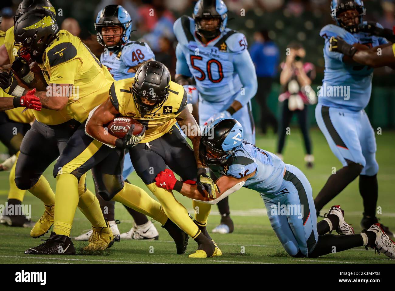 Arlington, Texas, USA. 27th Apr, 2024. San Antonio Brahmas running back ...
