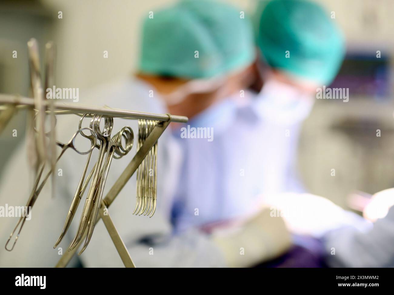 Surgeon, Surgery, Operating room, Onkologikoa Hospital, Oncology ...