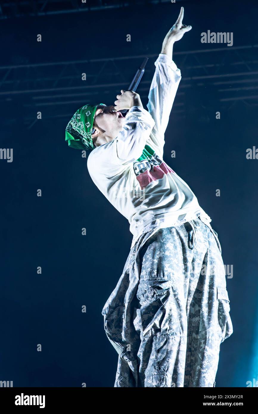 The kid laroi on stage hi-res stock photography and images - Alamy