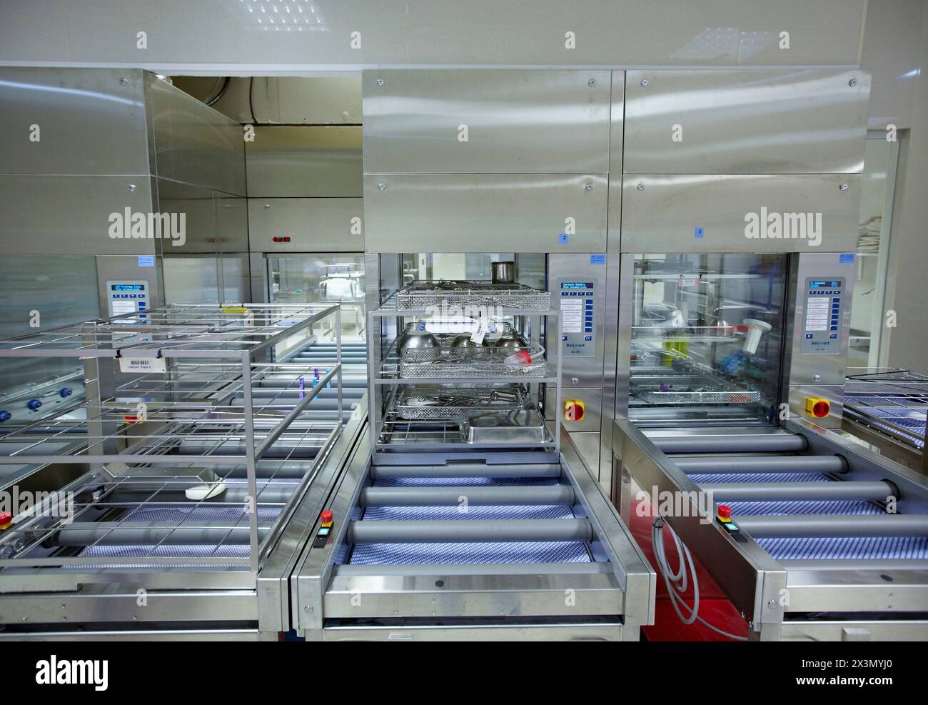 Cleaning surgical instruments sterilization hi-res stock photography ...