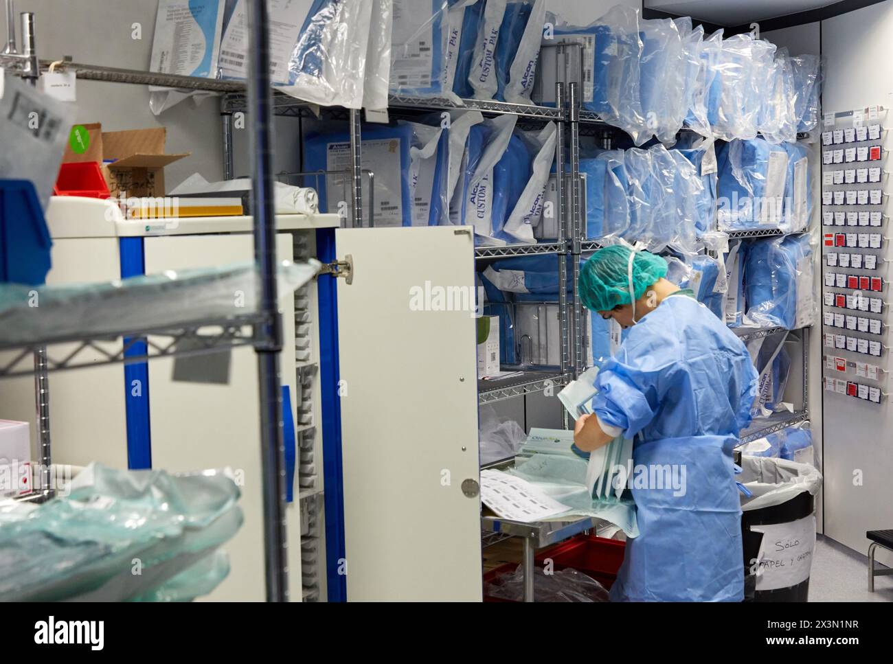 Storage, Operating theater of ophthalmology, Hospital Donostia, San ...