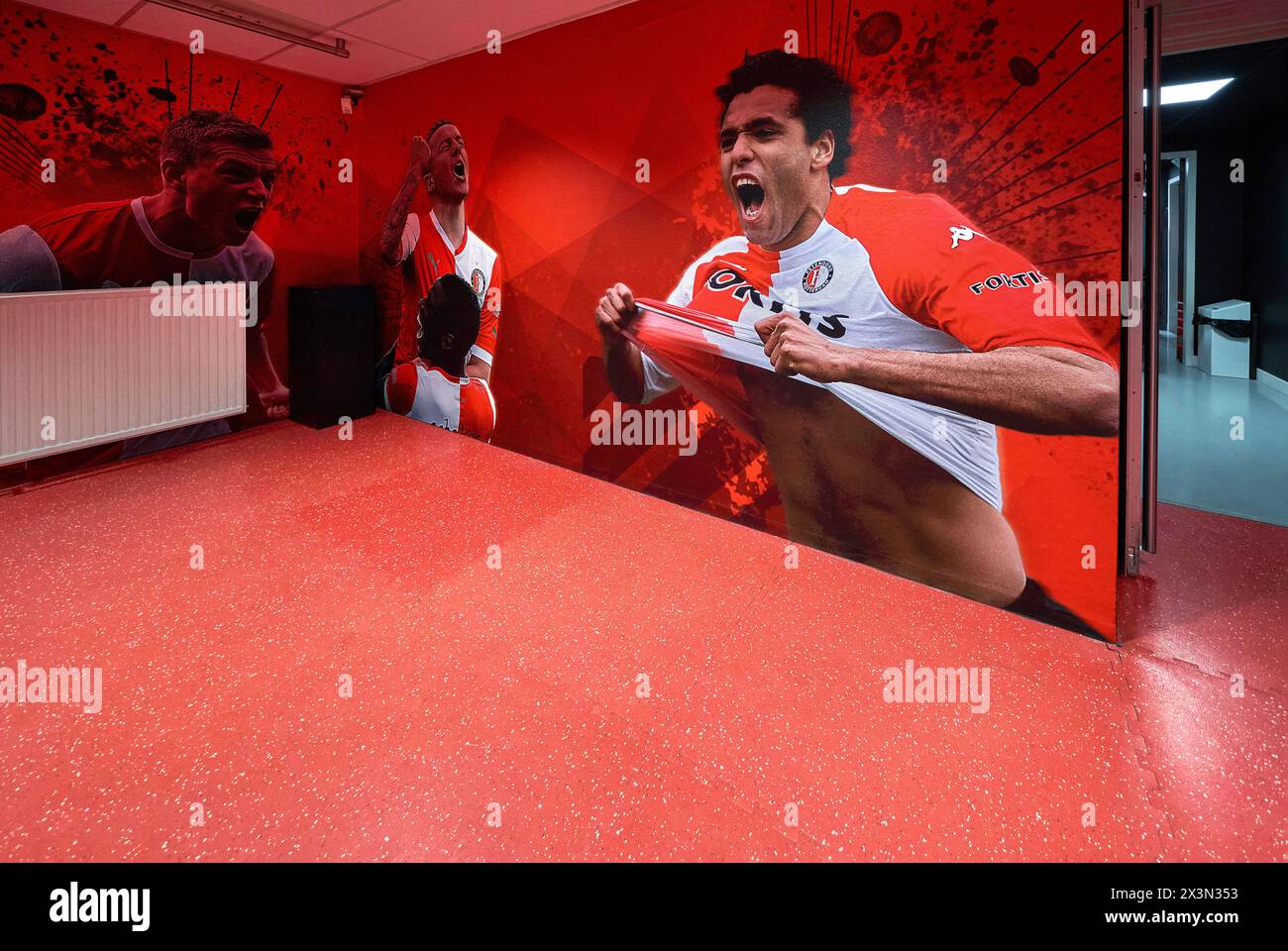 Behind the curtains at De Kuip arena - the official playgrounds of FC ...