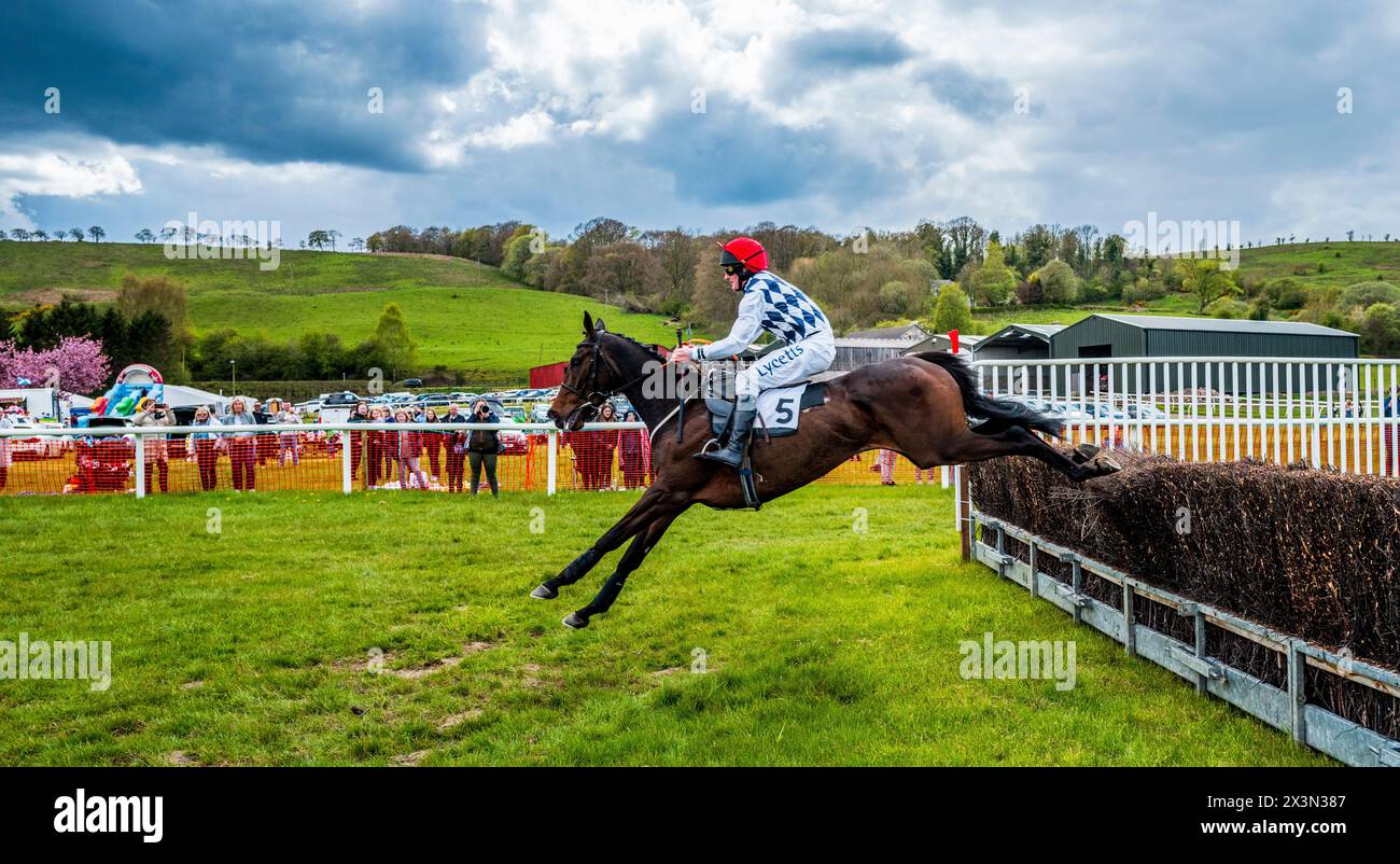 27th April 2024:: Overton Point to Point Racing Family Day at Overton ...