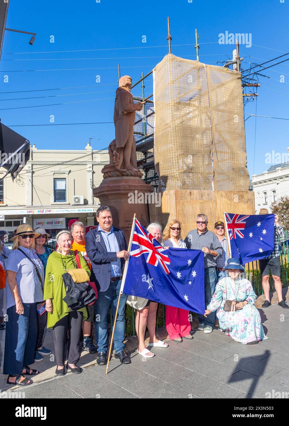 Captain cook images hi-res stock photography and images - Alamy