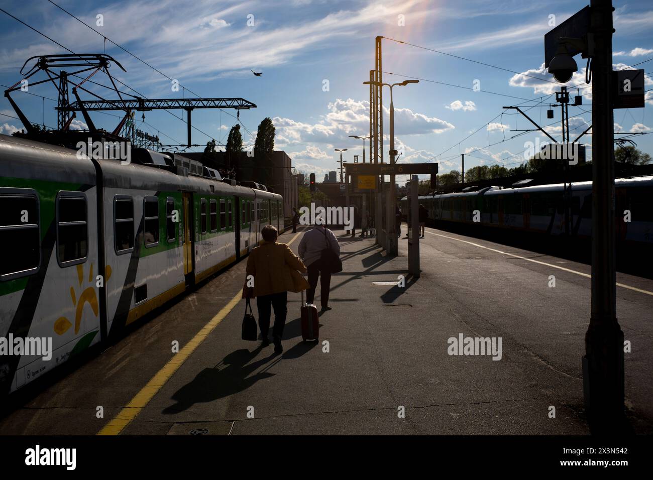 Warsaw east train station hi-res stock photography and images - Alamy