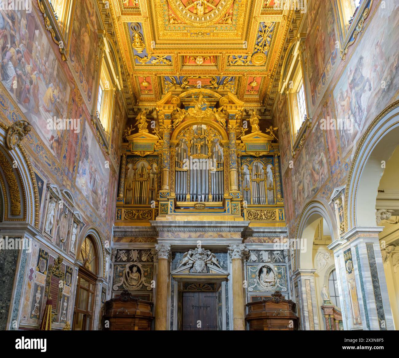 Pipe organ in the Archbasilica of Saint John Lateran (Basilica di San ...